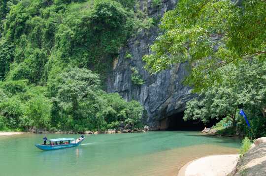 Phong Nha-Ke Bang National Park Guide (Vietnam, 2026)